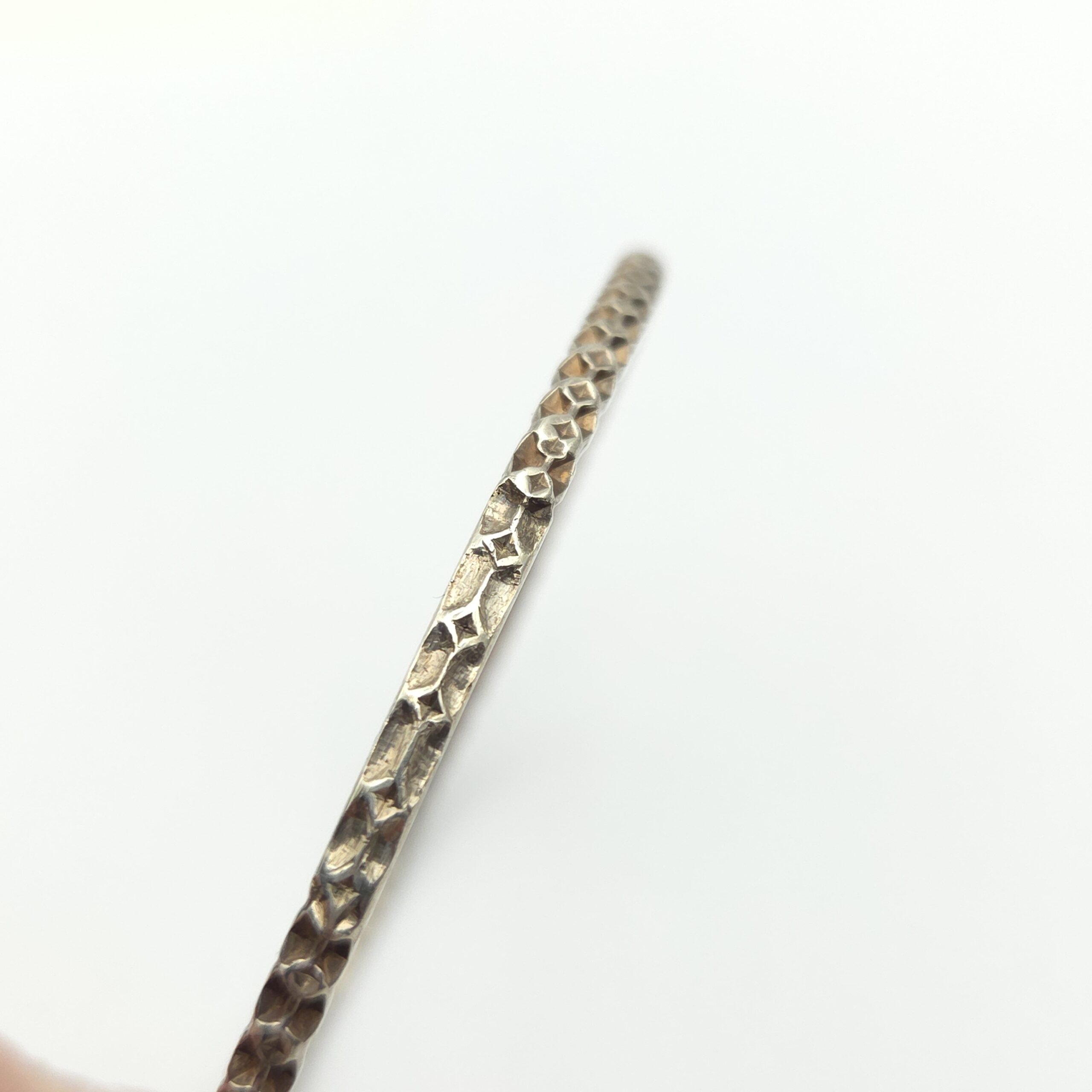 Victorian Charles Horner Bangle Chester Silver 1899 - Vintage Treasures UK