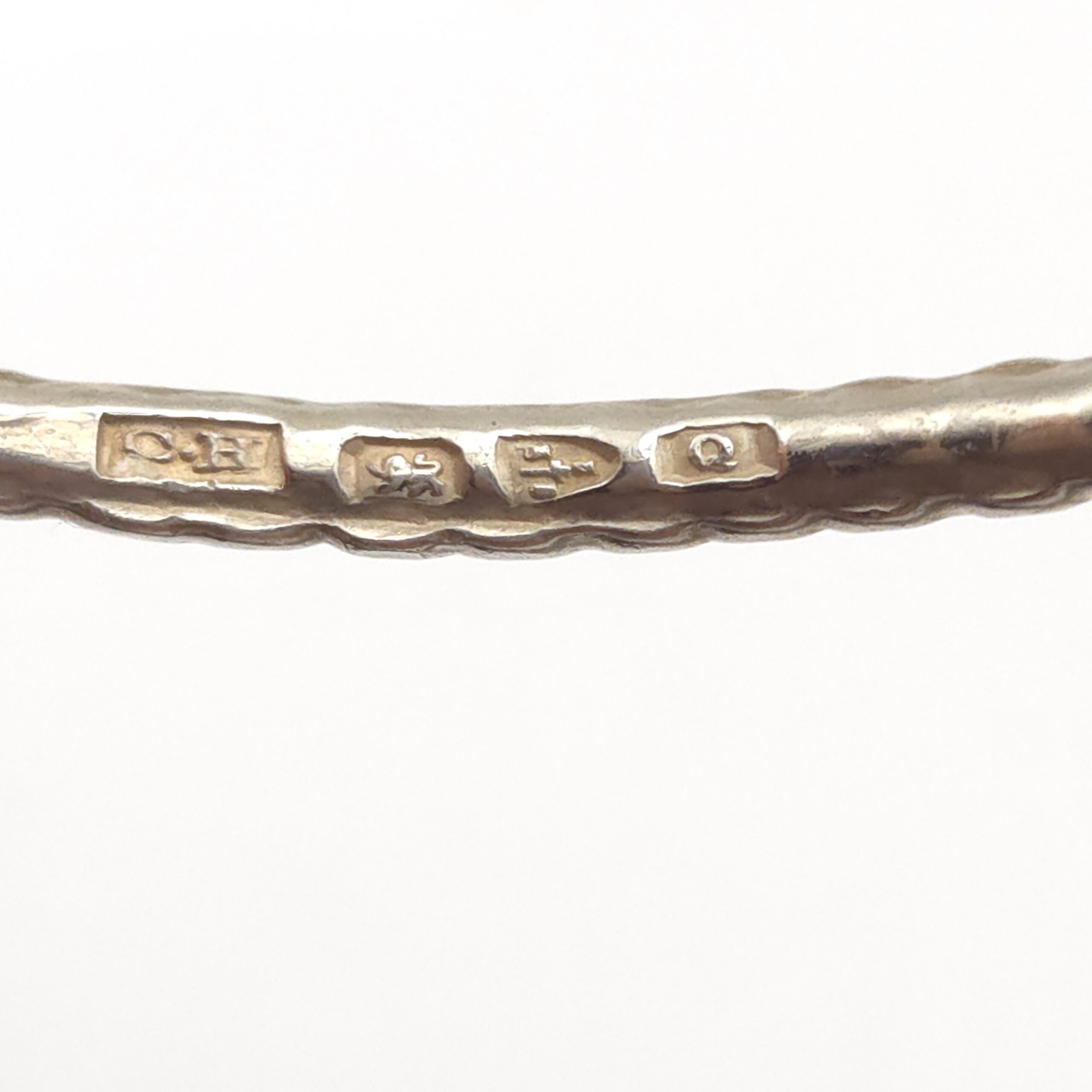 Victorian Charles Horner Bangle Chester Silver 1899 - Vintage Treasures UK